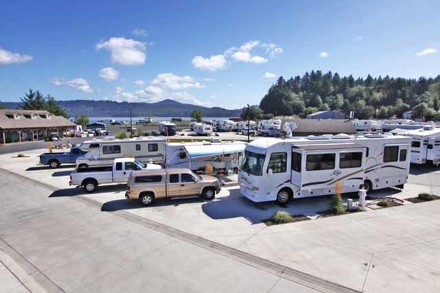 Best 10 Newport, OR RV Parks & Campgrounds
