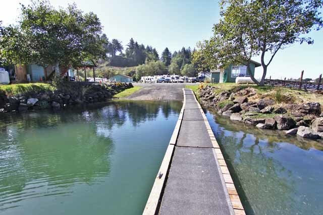 South Jetty RV & Camping Resort - - Florence, OR - RoverPass