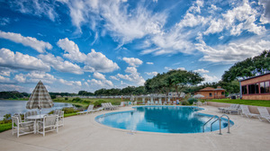 Olde Mill Stream RV Resort - Umatilla, FL