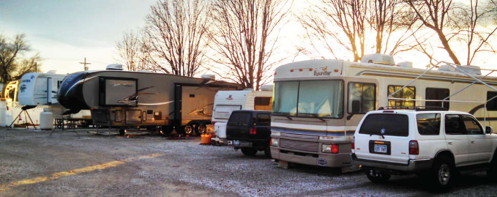 Movies 'N More RV Park - Lindsborg, KS