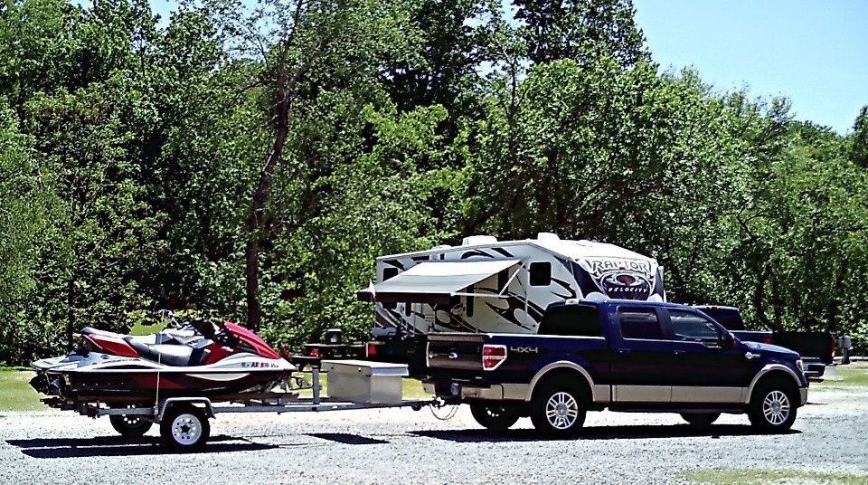 Young's Lakeshore RV Park - Hot Springs, AR