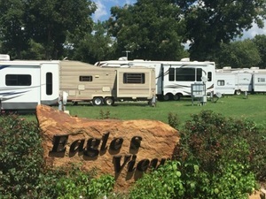 Eagles View RV Park - Sand Springs, OK
