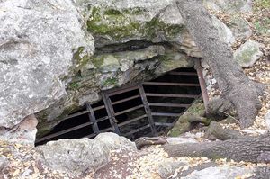 Kickapoo Cavern State Park - 4 Photos - Brackettville, TX - RoverPass