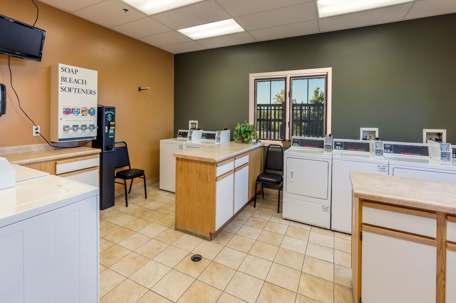 Pony Express RV Resort - North Salt Lake, UT