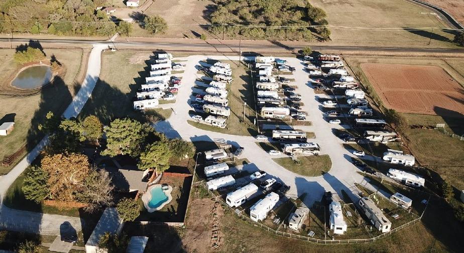 Waggin' Tail Ranch RV Park - Pilot Point, TX