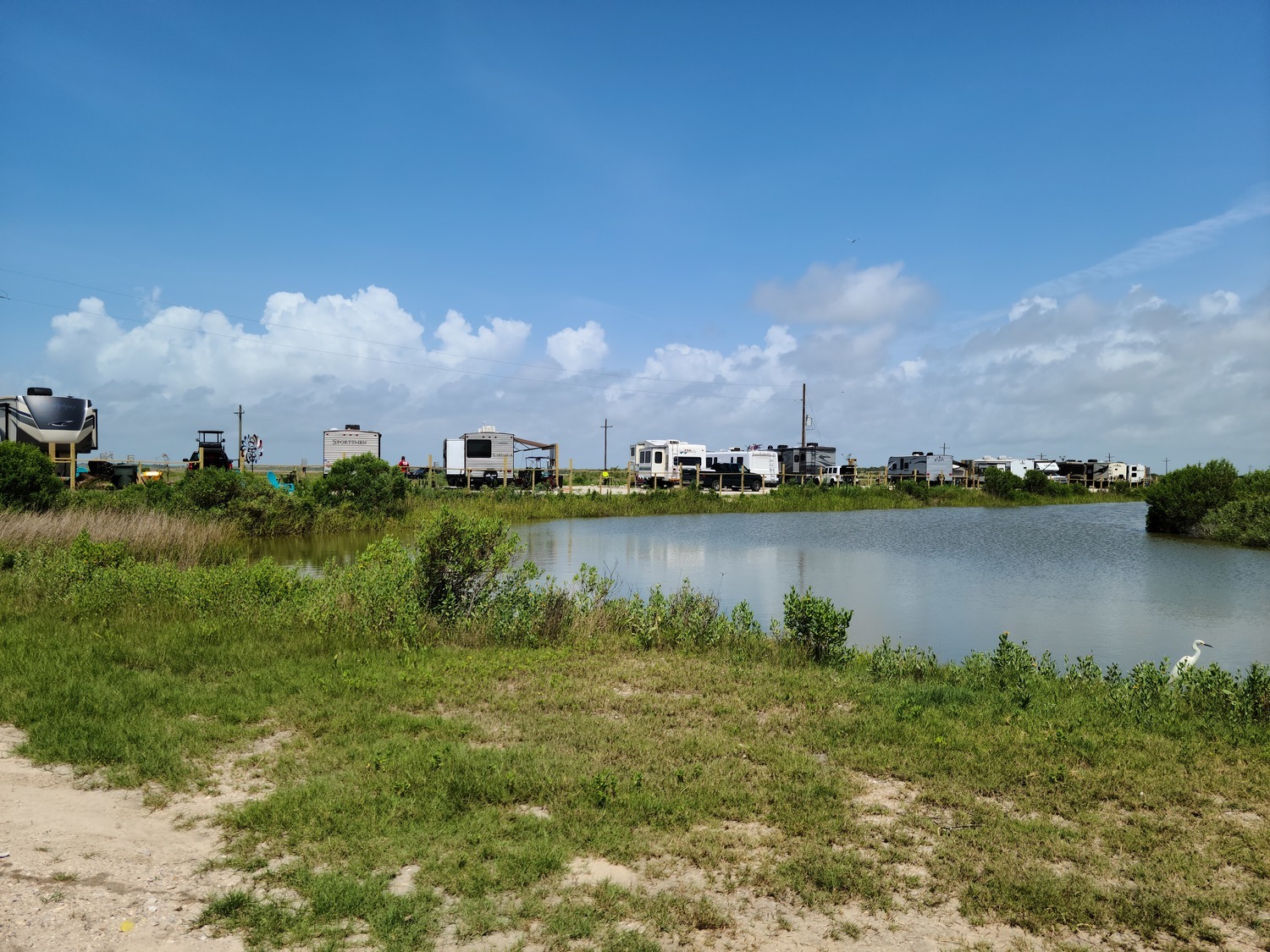 Hailey's Beach-n-Bay RV Resort - 10 Photos, 31 Reviews - Gilchrist, TX
