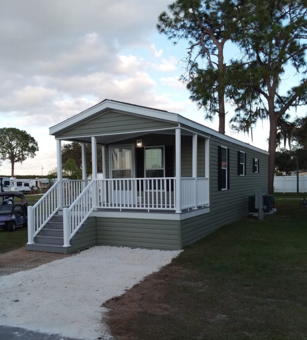 Lake Glenada RV Park (55+) - Avon Park, FL