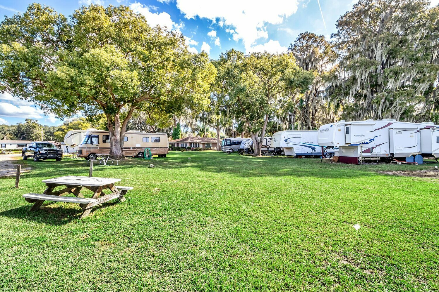 Hide-A-Way Harbor RV Park | Go Camping America