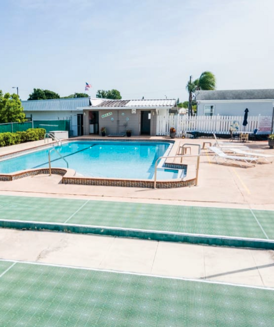 Alpine Village ROC Mobile Home and RV Park - - Lake Placid, FL