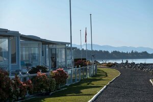 Surfside RV Resort - Parksville, BC