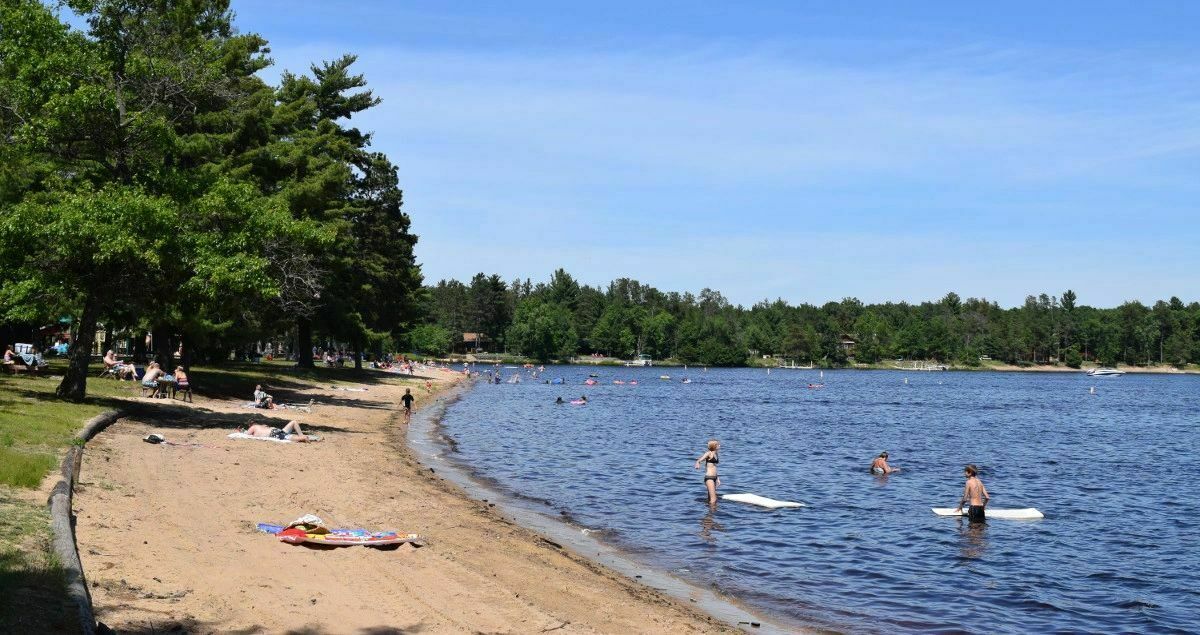 Dilly's Hatfield Resort - Merrillan, WI