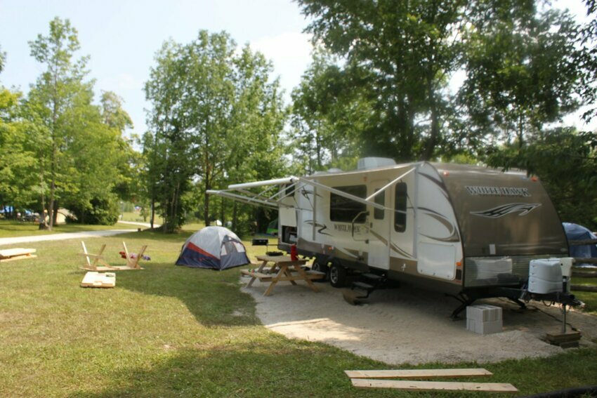 Best 10 Tobermory, ON RV Parks & Campgrounds