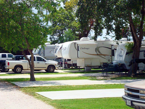 East Park Village RV Park - Channelview, TX