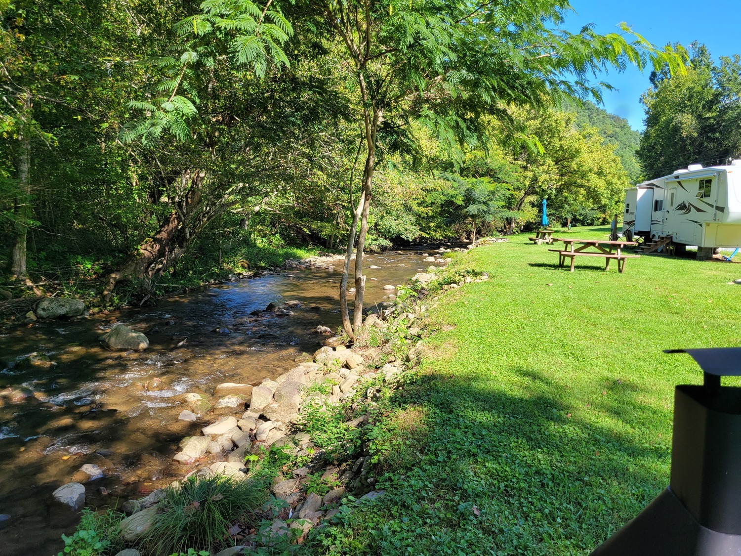 Creekside Stayz Campground - 66 Photos - Del rio, TN - RoverPass
