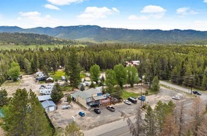 Clear Creek Station RV Park - Cascade, ID